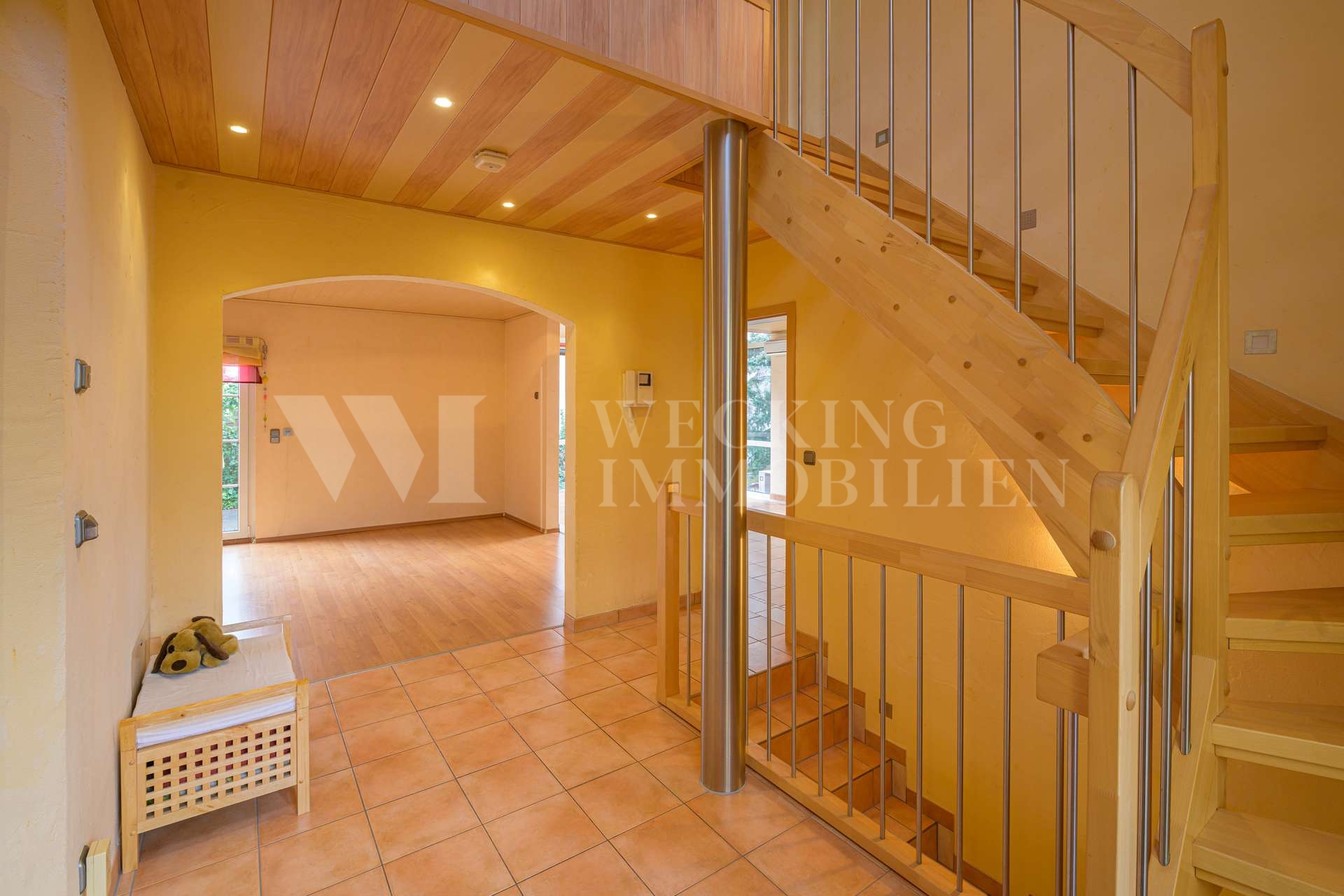 Großzügig und Hell mit mediterranem Flair -Einfamilienhaus in begehrter ...